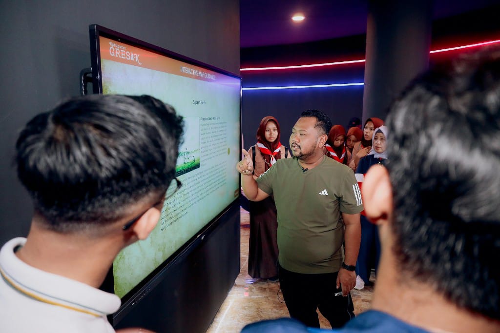 Pendidikan dan Transportasi Ramah Anak: Bupati Yani Perkenalkan Gresik ...